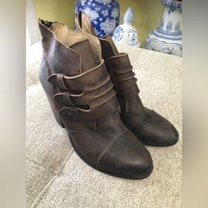 Freebird by Steven | Shoes | Freebird By Steve Madden Beau Boots | Poshmark